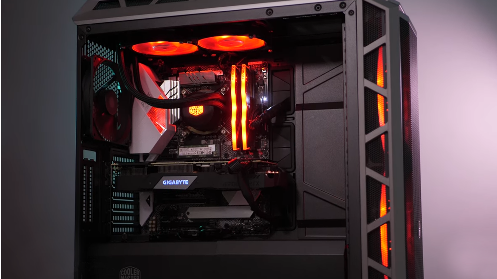 Carcase, airflow si wire management